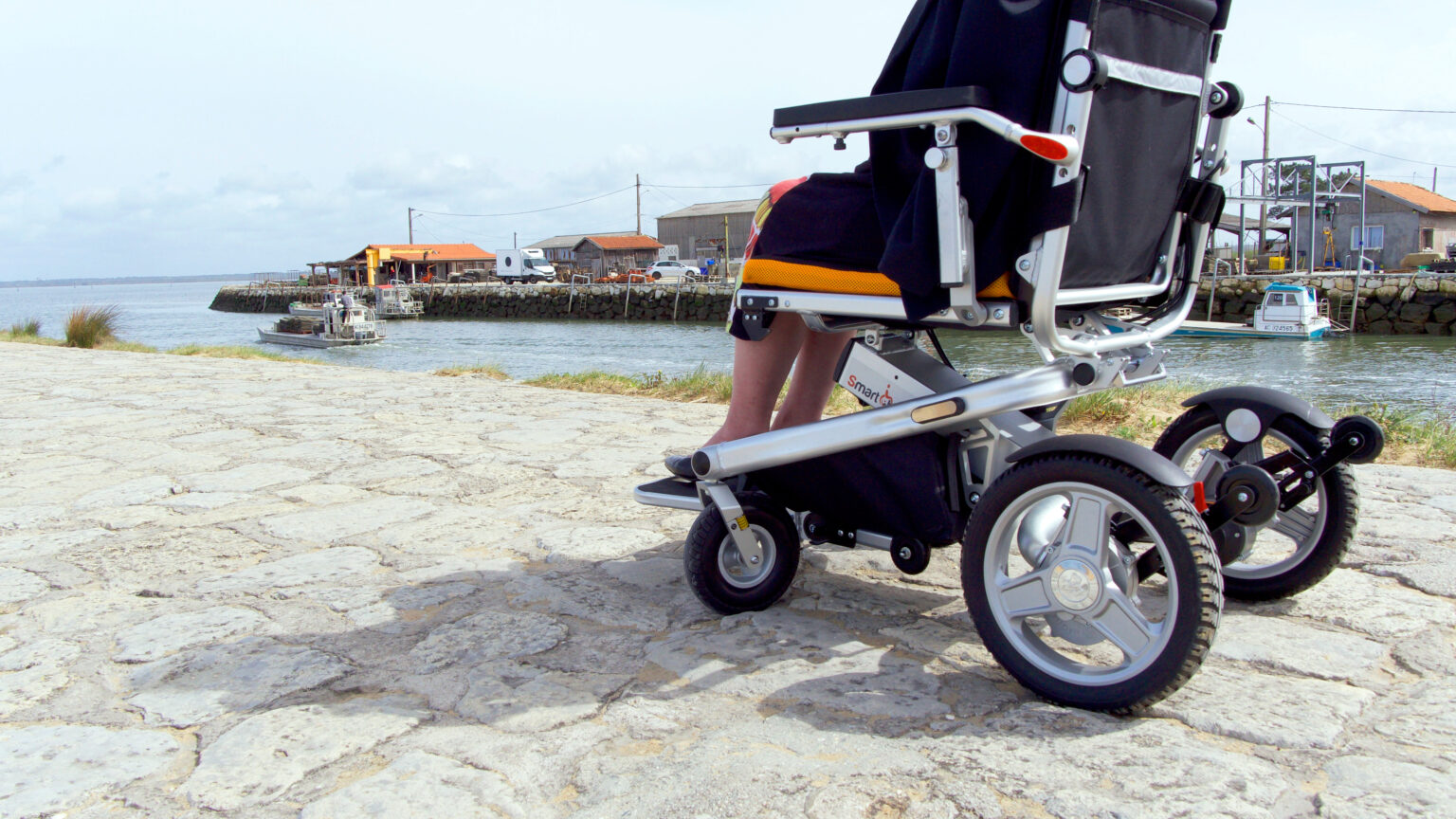 SmartChair Travel Max - Fauteuil roulant électrique pliable et léger SmartChair, Yomper ...